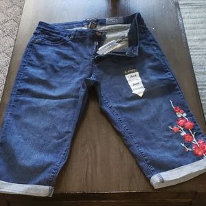 d. jeans | Pants & Jumpsuits | New D Jeans Floral Embroidered Denim ...